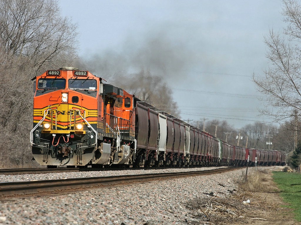 BNSF 4892